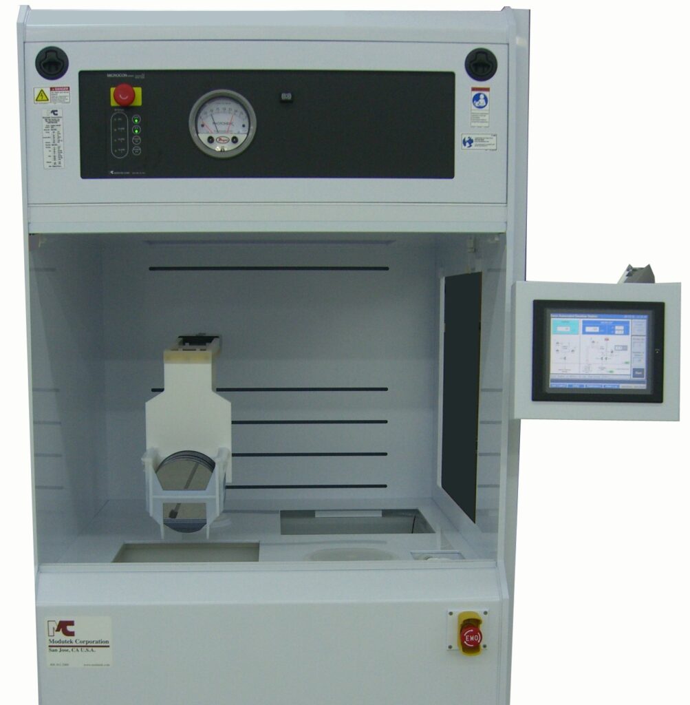 Choosing Between Isotropic and Anisotropic Etching Processes
