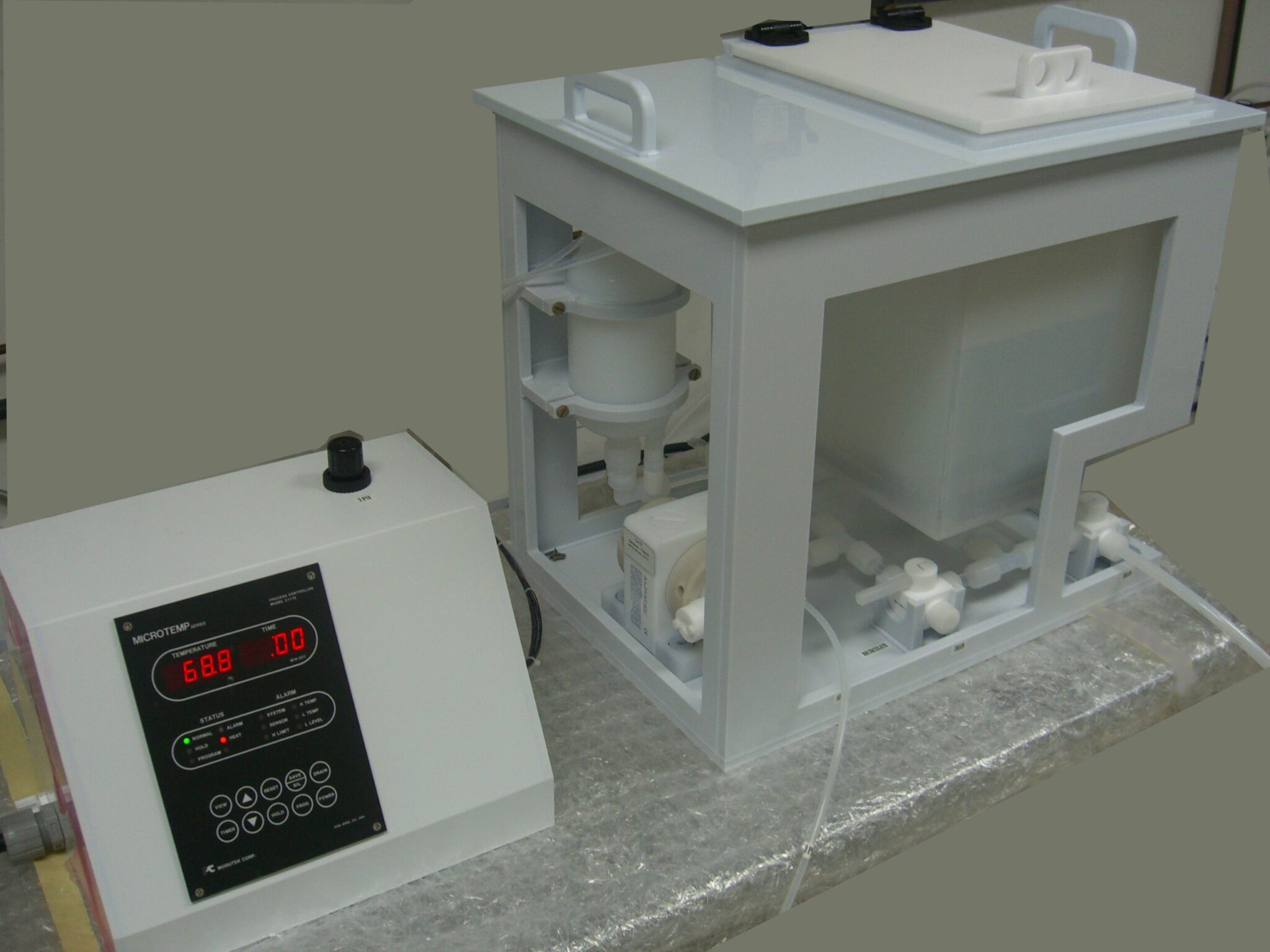 Choosing Between Isotropic and Anisotropic Etching Processes